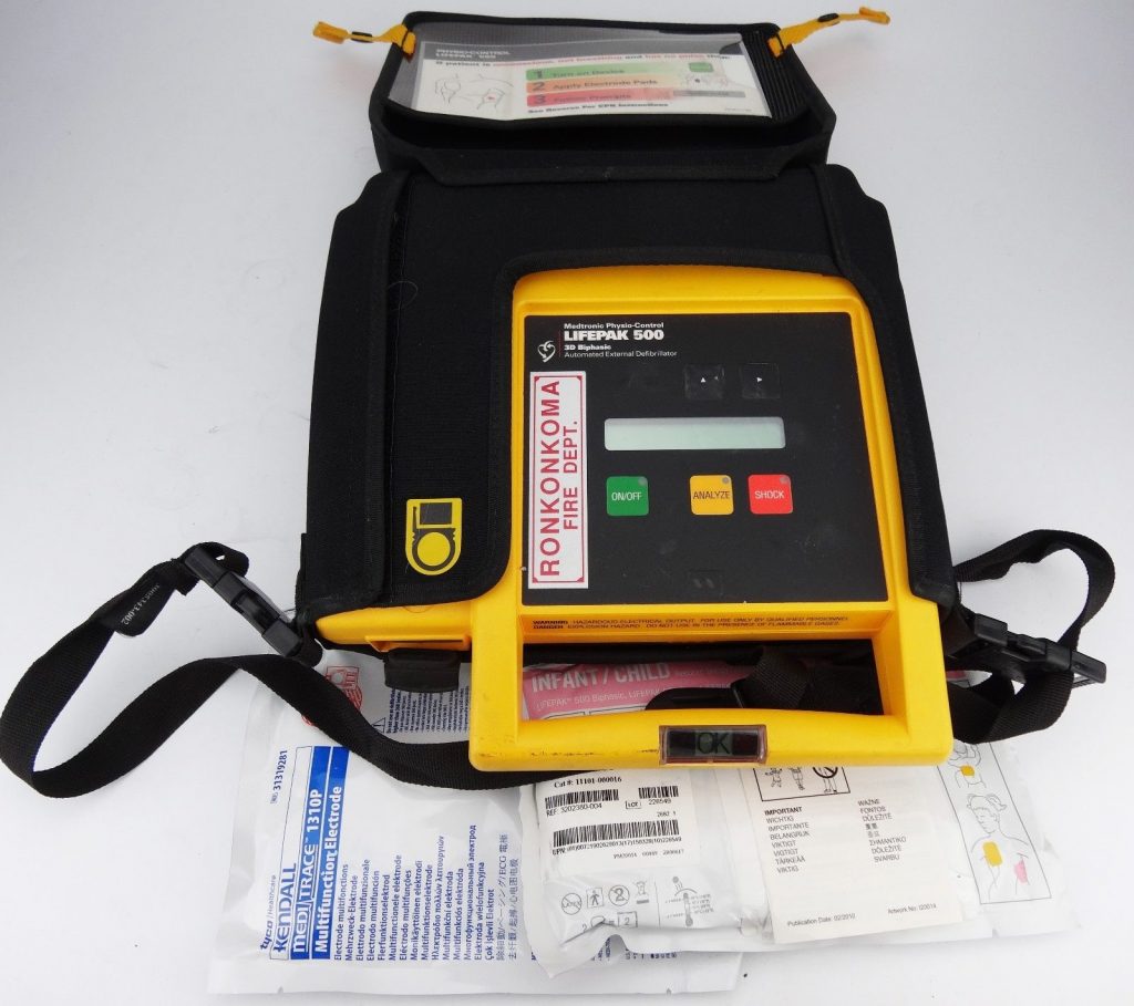 Physio-Control LifePak 500 3D Biphasic AED with Case - CHD Medical