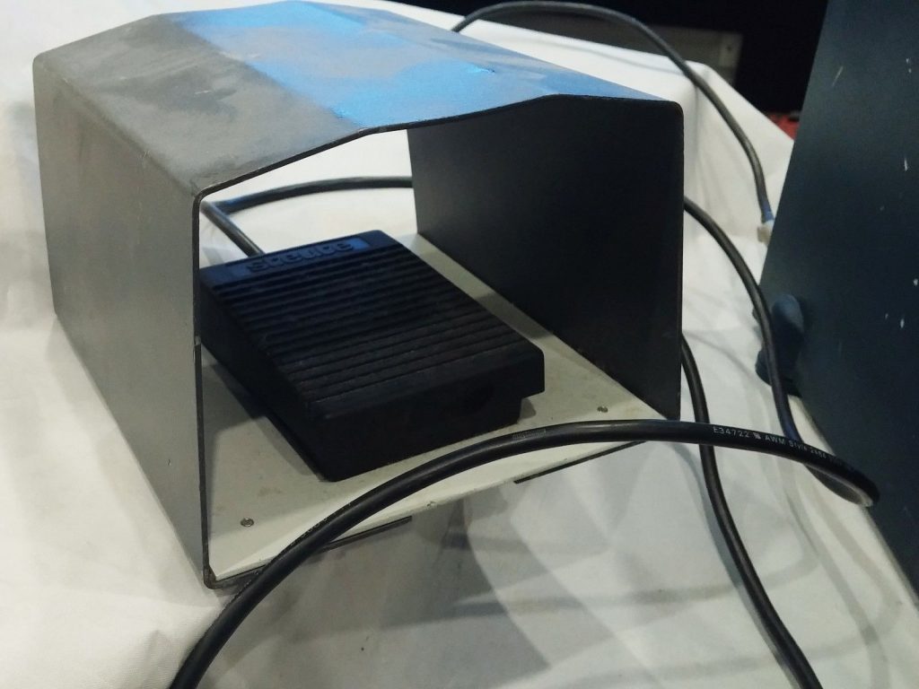 Indigo 830e LS83E Surgical Laser with foot control - CHD Medical